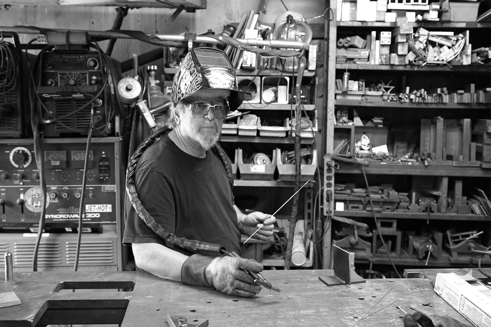 The Steel Guitars of Chas Smith - Fretboard Journal