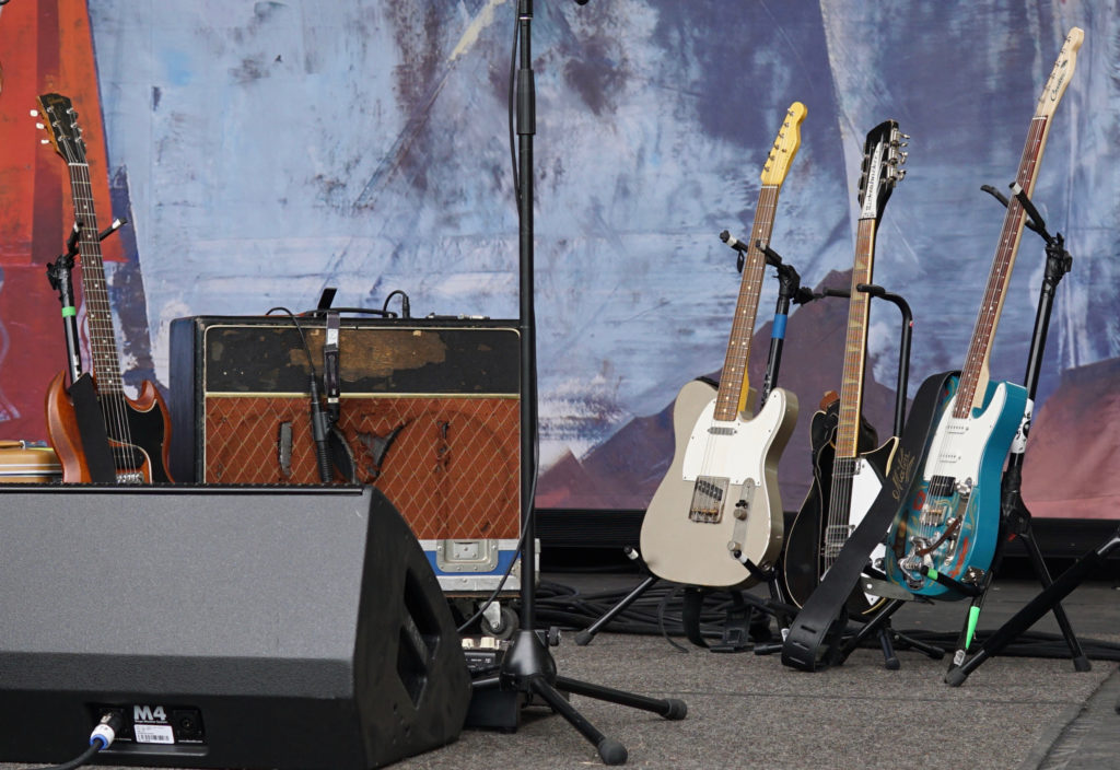 Six Strings from Stardom: Johnny Sangster with case/lang/veirs ...