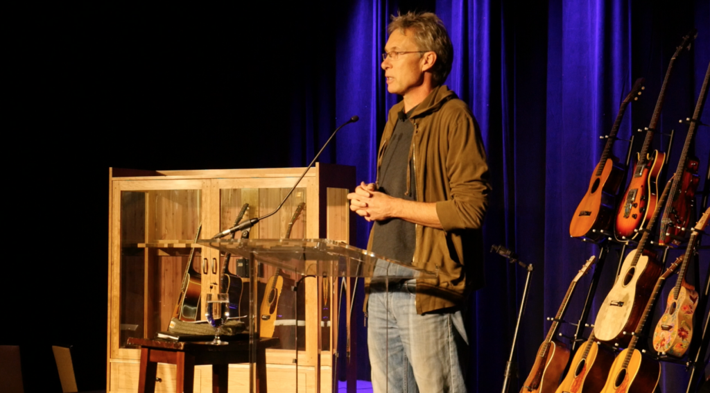 Podcast 122: TJ Thompson at the Fretboard Summit - Fretboard Journal