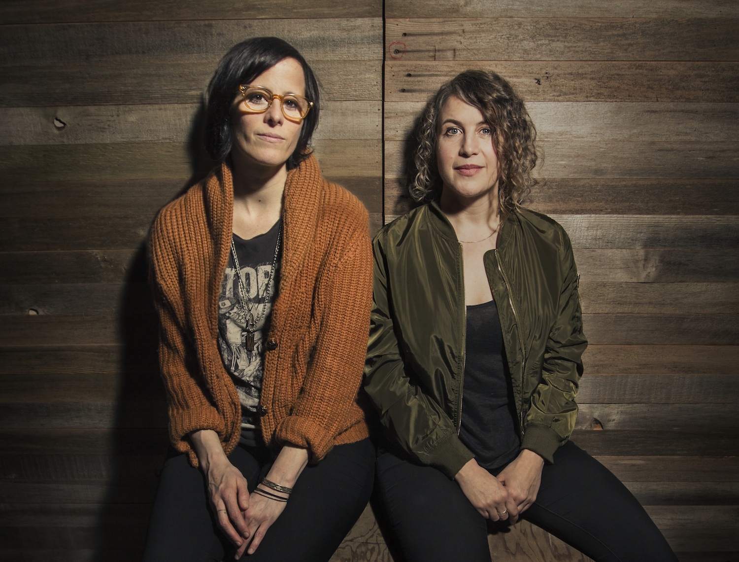 Premiere: Sera Cahoone’s ‘The Flora Sessions’ EP - Fretboard Journal