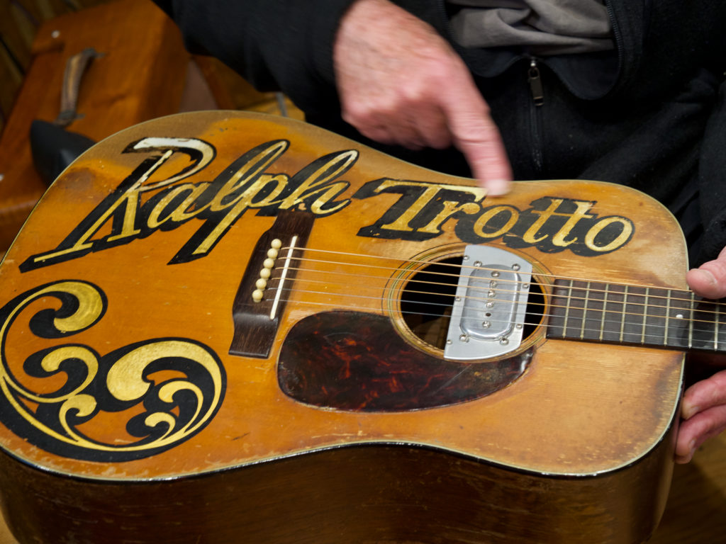Photo Outtakes: Ry Cooder in the FJ Electric Annual - Fretboard Journal